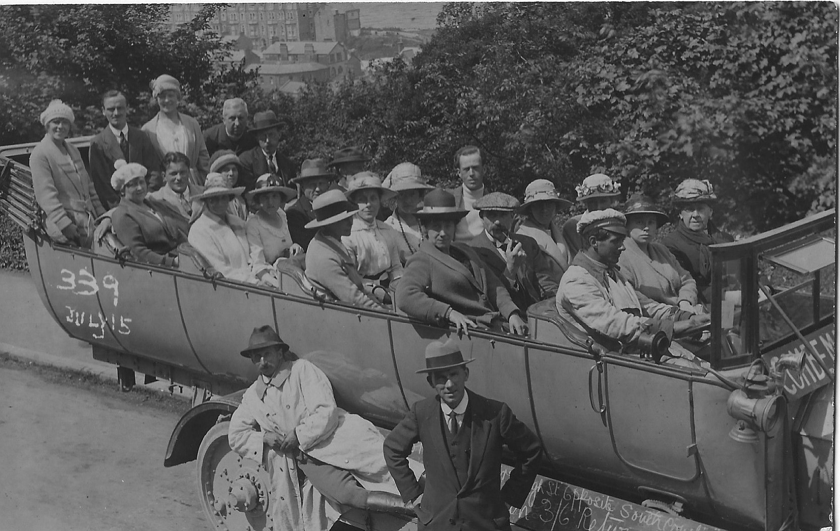 Willoughby Road, Hornsey Church Outing 1915 | Church Outings | My ...